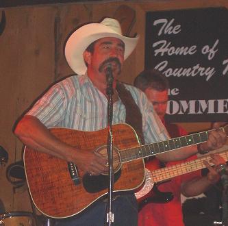 The Barn Dance::Pioneer Threshers 2011